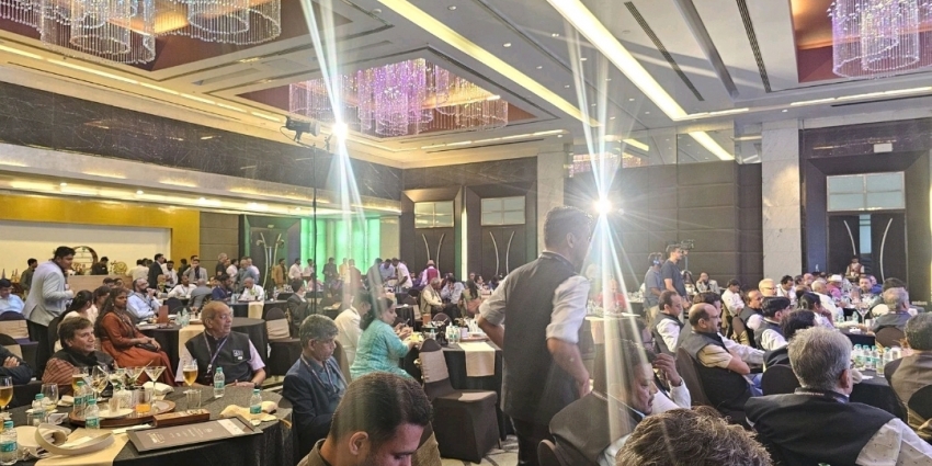 Commercial Laundry, Dry-Cleaning & Finishing Equipment | Stefab